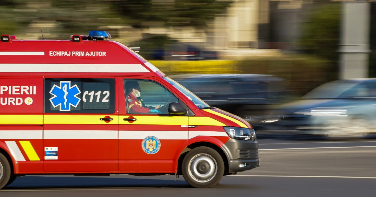 "Čuo sam strašan tresak, pozlilo mi je od prizora": Dečak (5) pao sa 9 ...