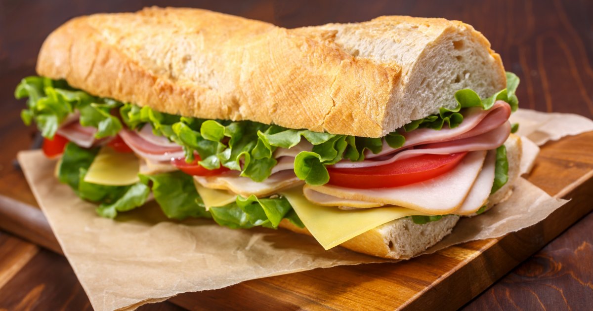 Sendvič od 850 grama, krastavčići skoro 4 kilograma: Američke gigantske ...