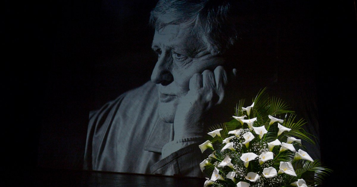Komemoracija povodom smrti reditelja Dejana Mijača: "Zaduzili ste našu ...
