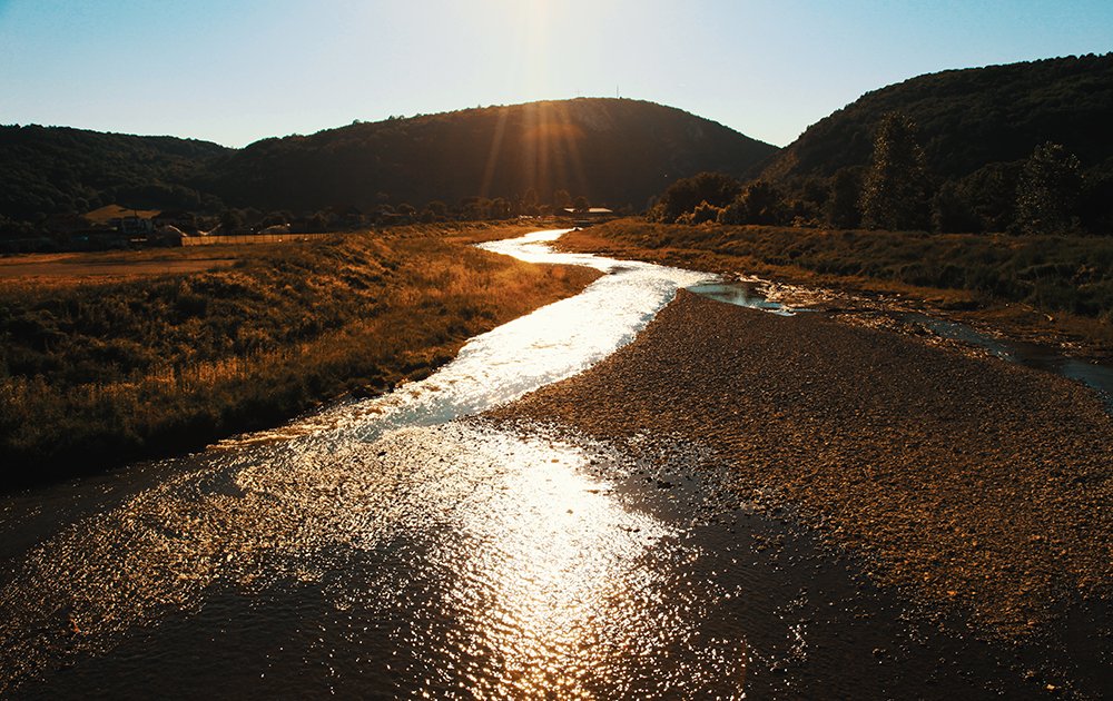 U dolini reke Pek vekovima se tragalo za zlatom: Istorija koja ne sme ...
