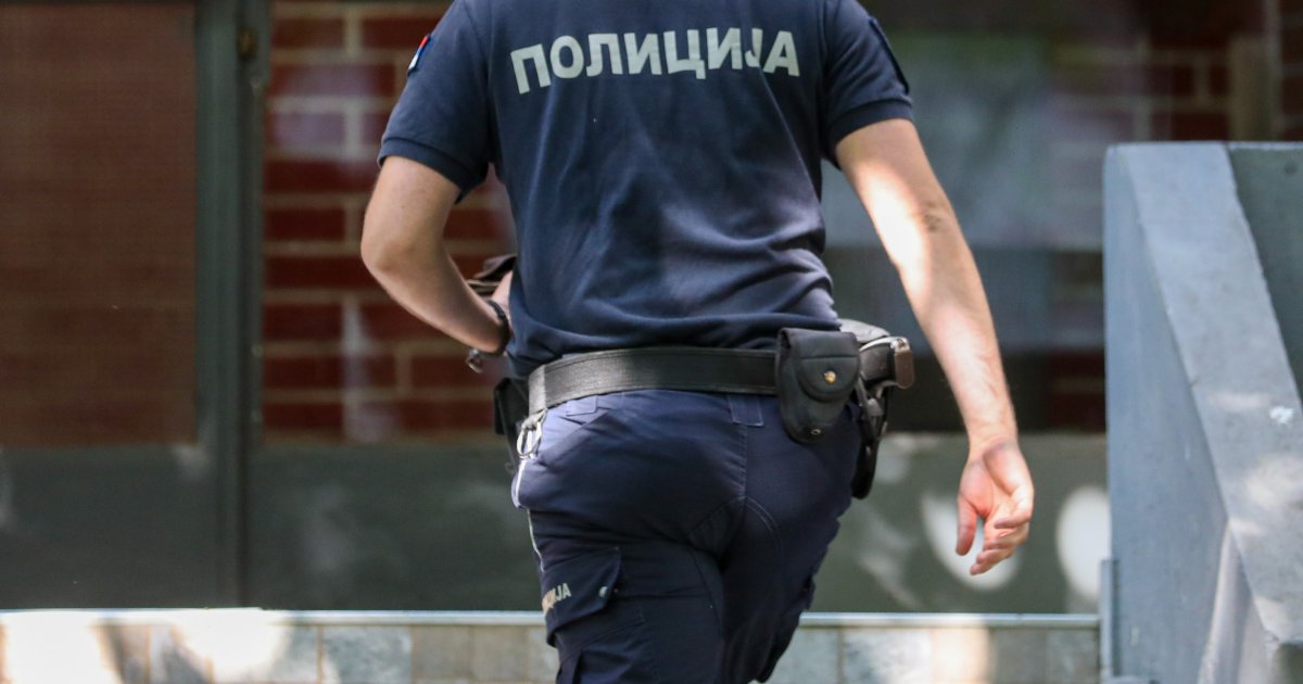 Od danas će u svim školama u Srbiji biti prisutni policajci - Telegraf.rs