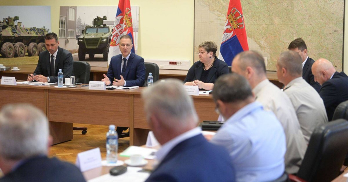 Stefanovic and Atanaskovic: "Serbia can design and produce weapons and ...