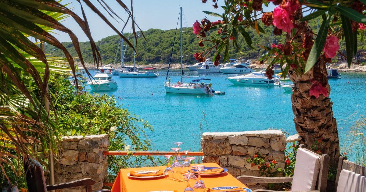 Ostrvo Hvar najpoznatijie ostrvo u hrvatskom delu Jadrana - Ona.rs