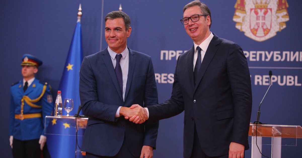 Vučić čestitao Sančezu izbor za premijera Španije: Nadam se da ćemo zajedno raditi na daljem ...