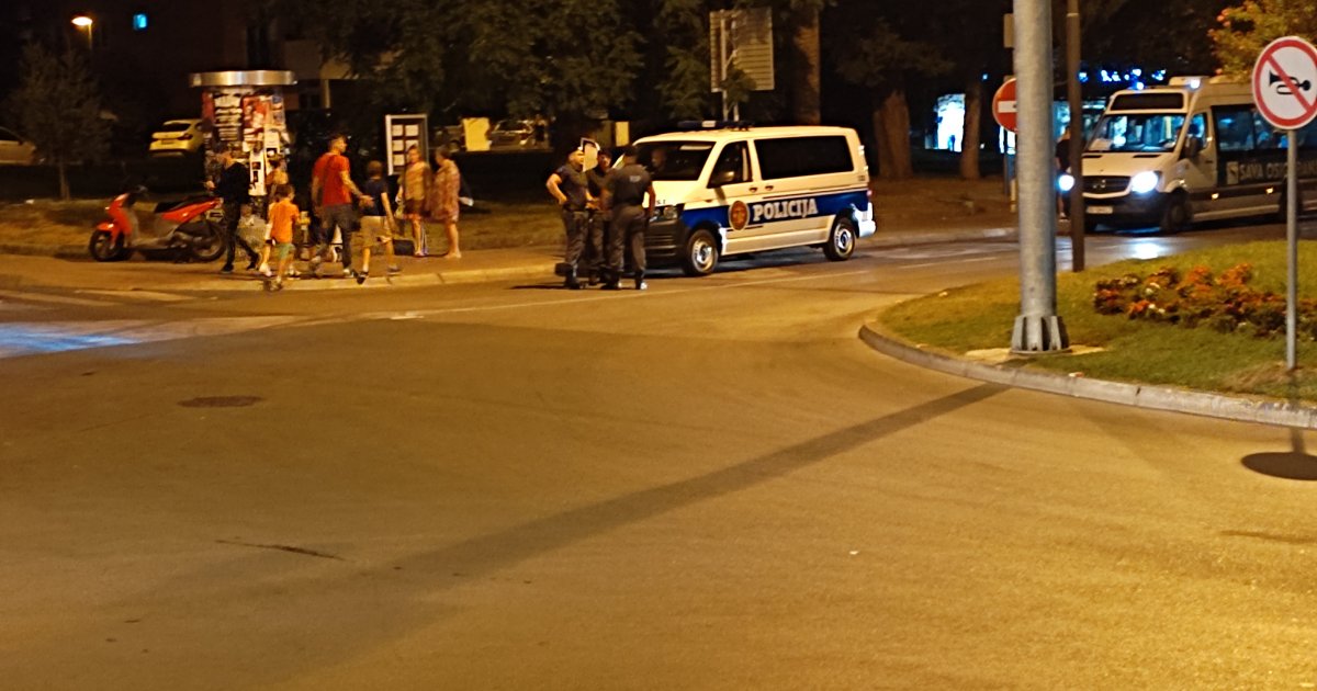 Teška nesreća u Budvi, poginuo moticiklista: Turčin automobilom uleteo u kontra smer i pokosio ...