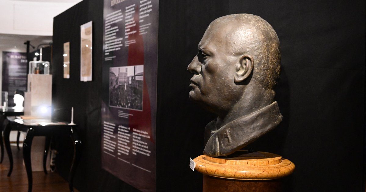 Kult Musolinija i dalje živi u gradu u kojem je rođen i sahranjen: Duče ...