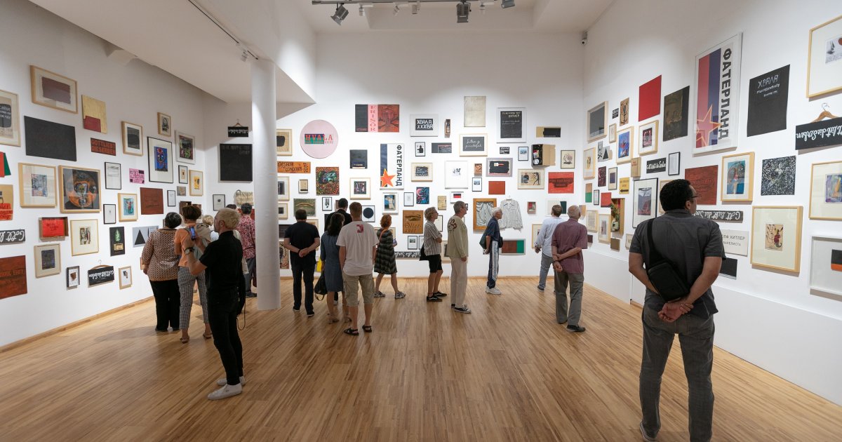 Svečano otvorena izložba „Sutra je ponedeljak” Raše Todosijevića u Muzeju savremene umetnosti ...