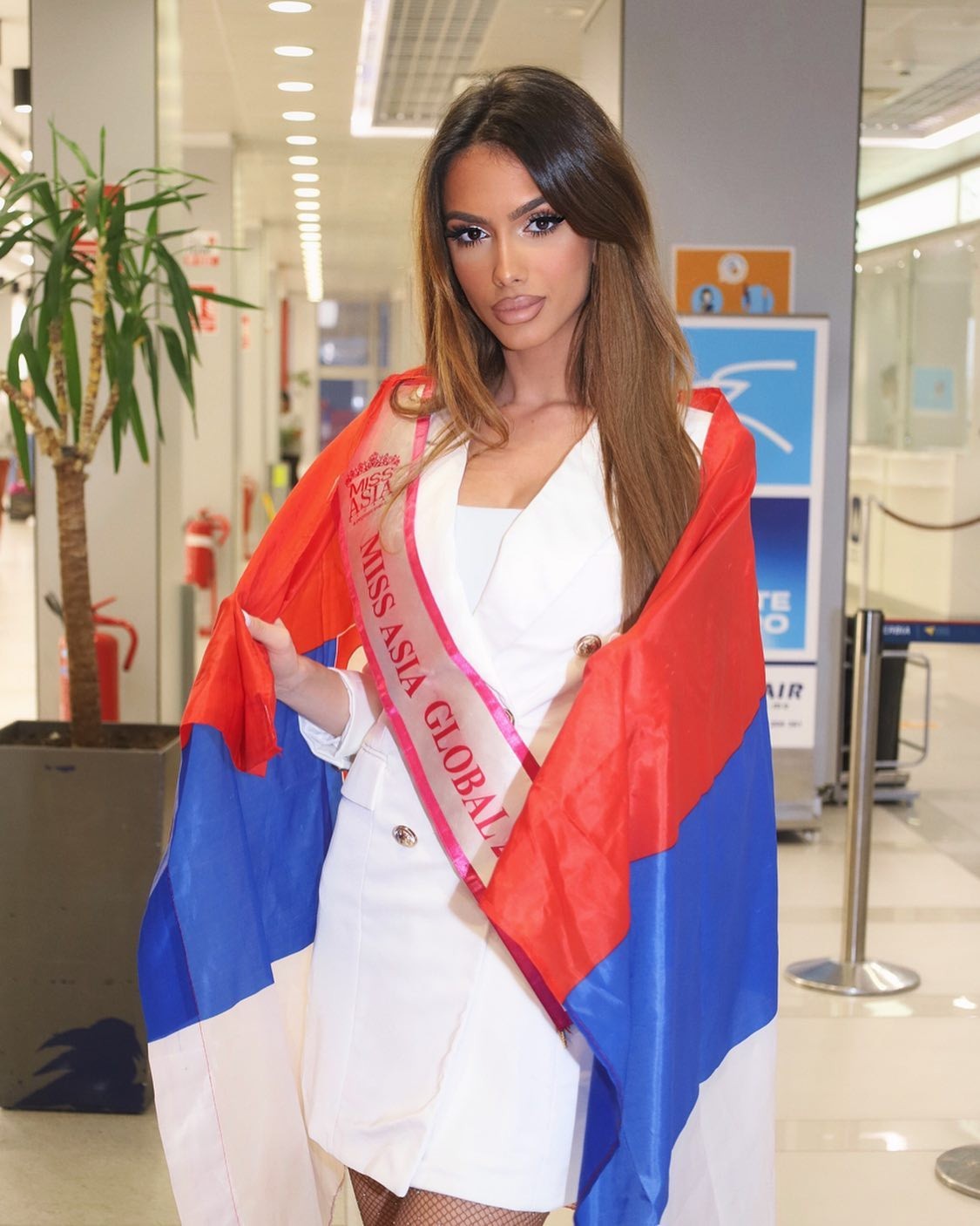 Naša poznata influenserka Sara Tkd doživela je pravu dramu na putu do ...