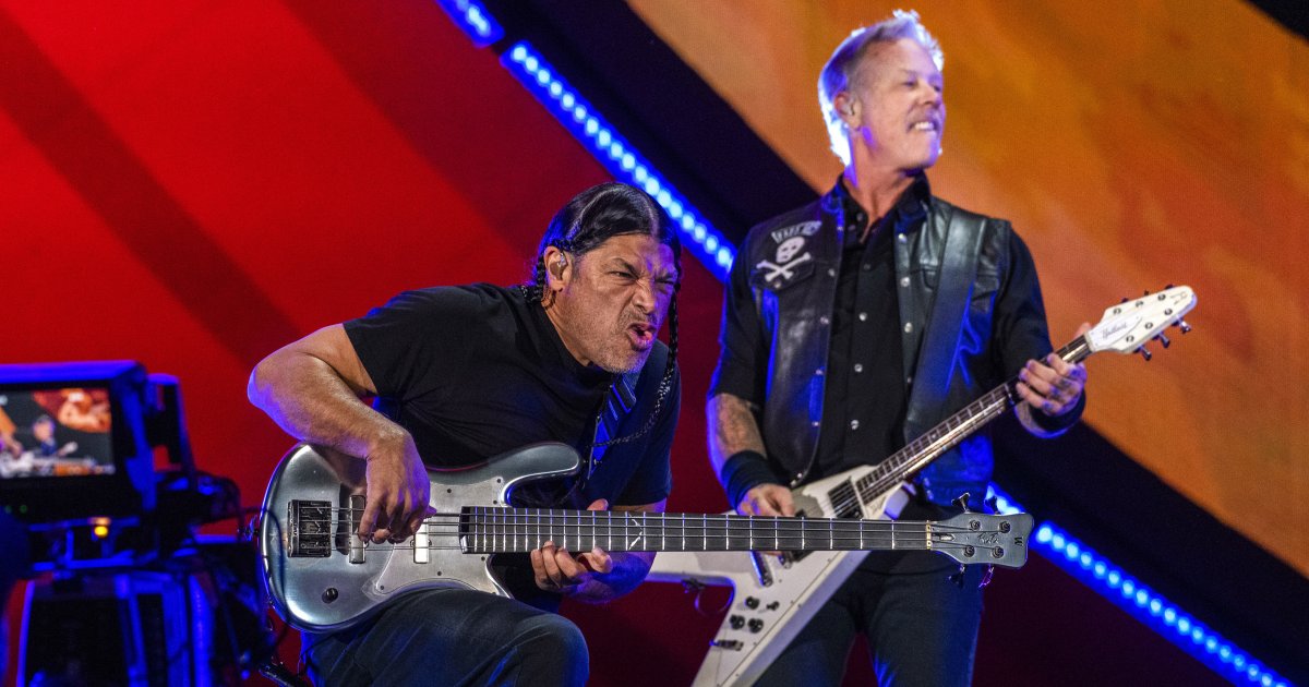 Metallica nastupala pred 500 fanova i odala počast Oziju Ozbornu na najintimnijem koncertu u ...