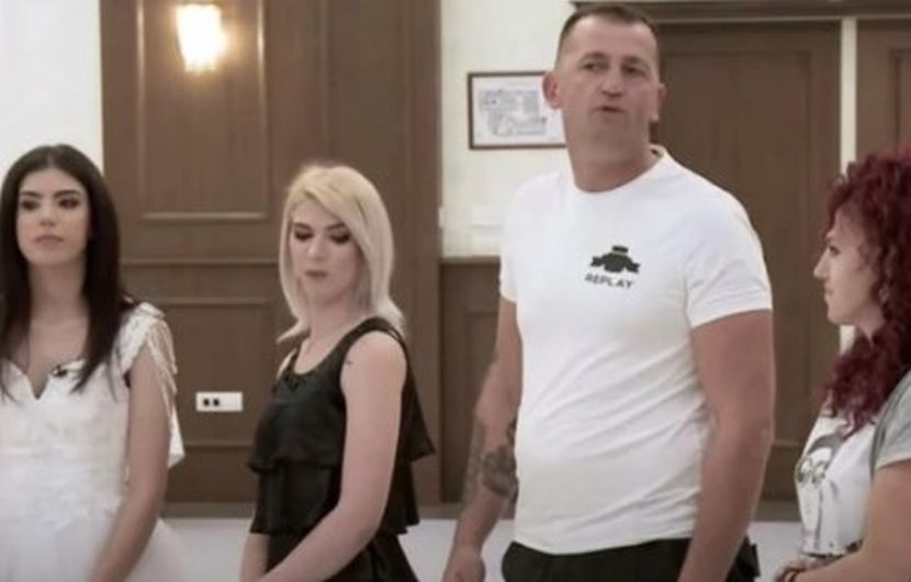 Drama u emisiji "Brak na neviđeno": Na venčanje brata bahatog tiktokera upali mladini roditelji ...