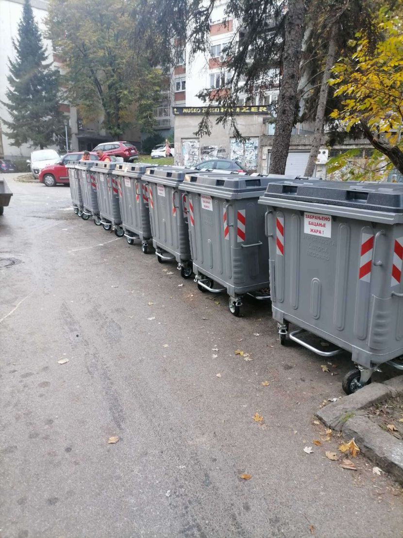 Novi kontejneri u Rakovici - Telegraf.rs