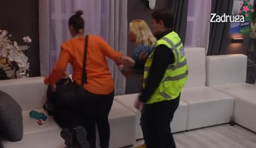 Miljana Kulić nasrnula na Bebicu - Telegraf.rs Miljana Kulić nasrnula na Bebicu - Telegraf.rs