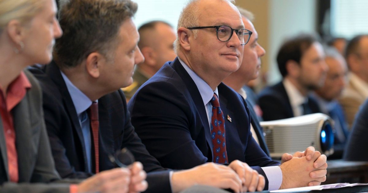 Goran Vesić o infrastrukturnim ulaganjima - Telegraf Biznis