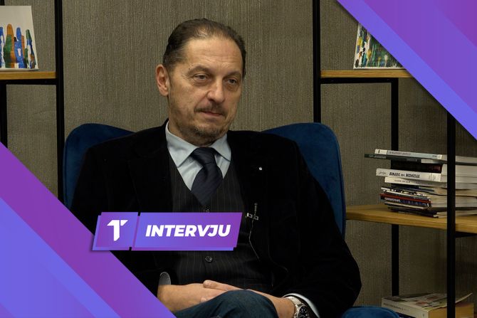 Intervju sa Milošem Jankovićem, predsednikom UO Udruženja književnika ...
