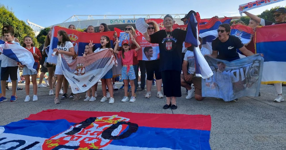 Super baka Srbijanka je opet uz Novaka: Ne štedi glasne žice - Telegraf.rs