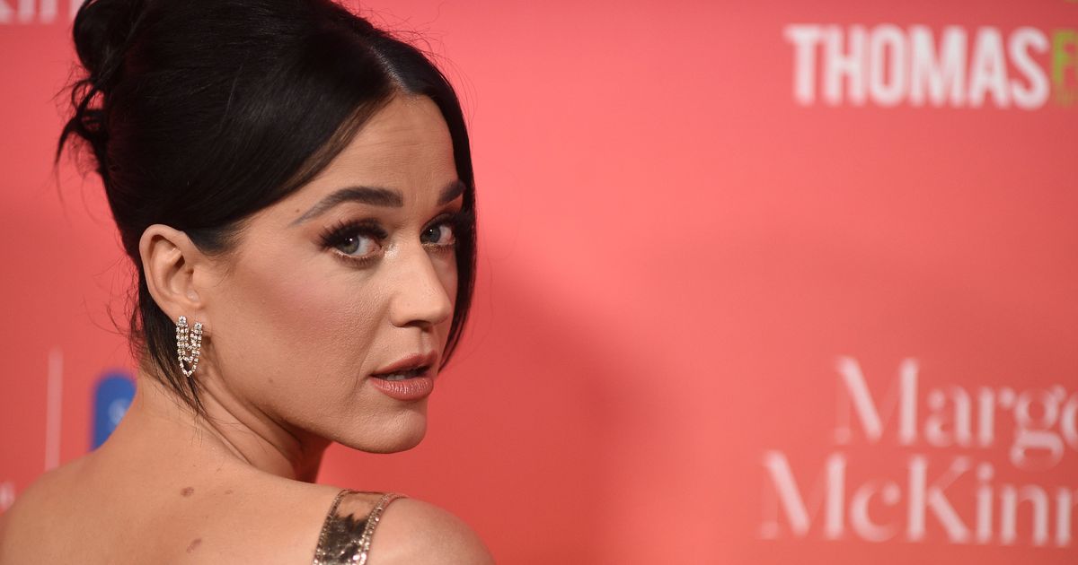 Veštačka inteligencija napravila bolju haljinu za Met galu od svih ...