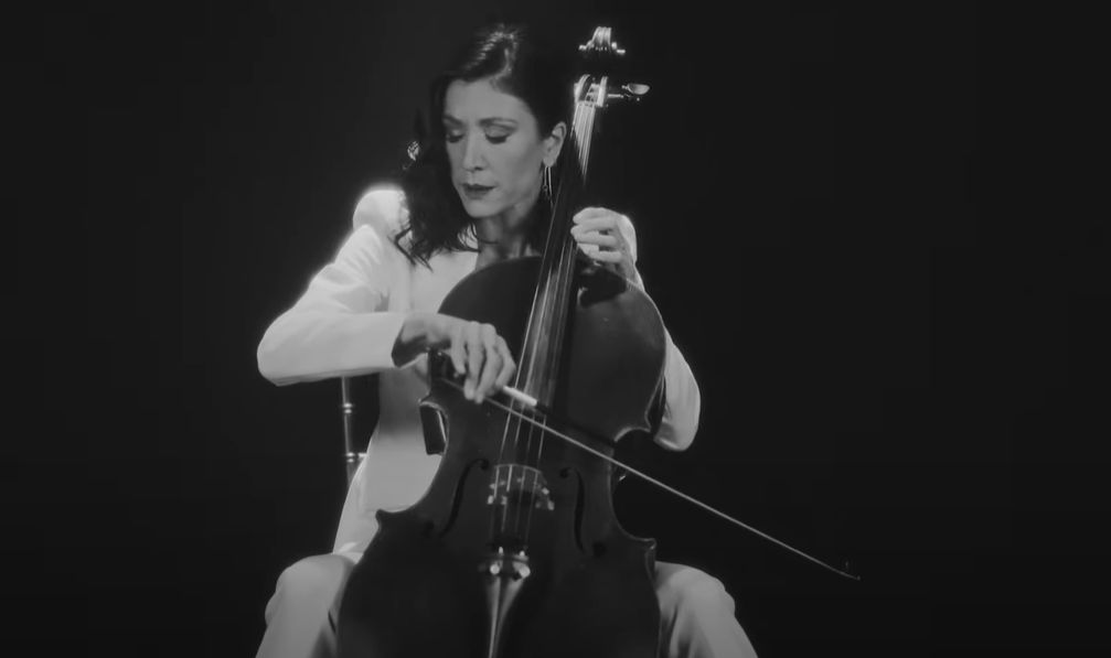 Poslušajte kompoziciju "Strah od ljubavi" Ane Rucner - Telegraf.rs