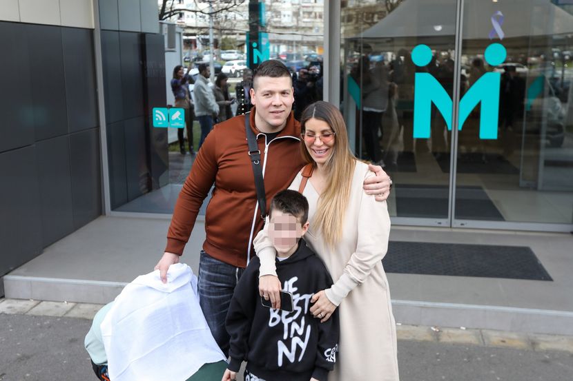 Jelena Radanović uživa sa naslednicima - Telegraf.rs