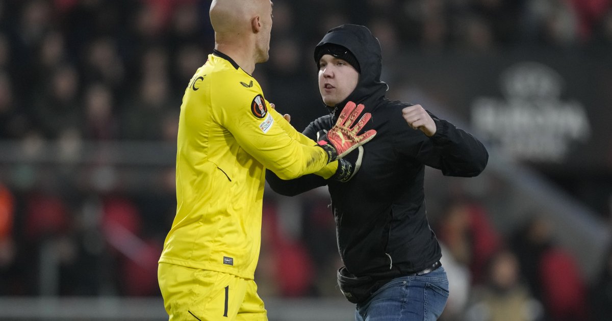 Ko je huligan koji je napao Dmitrovića? - Telegraf.rs