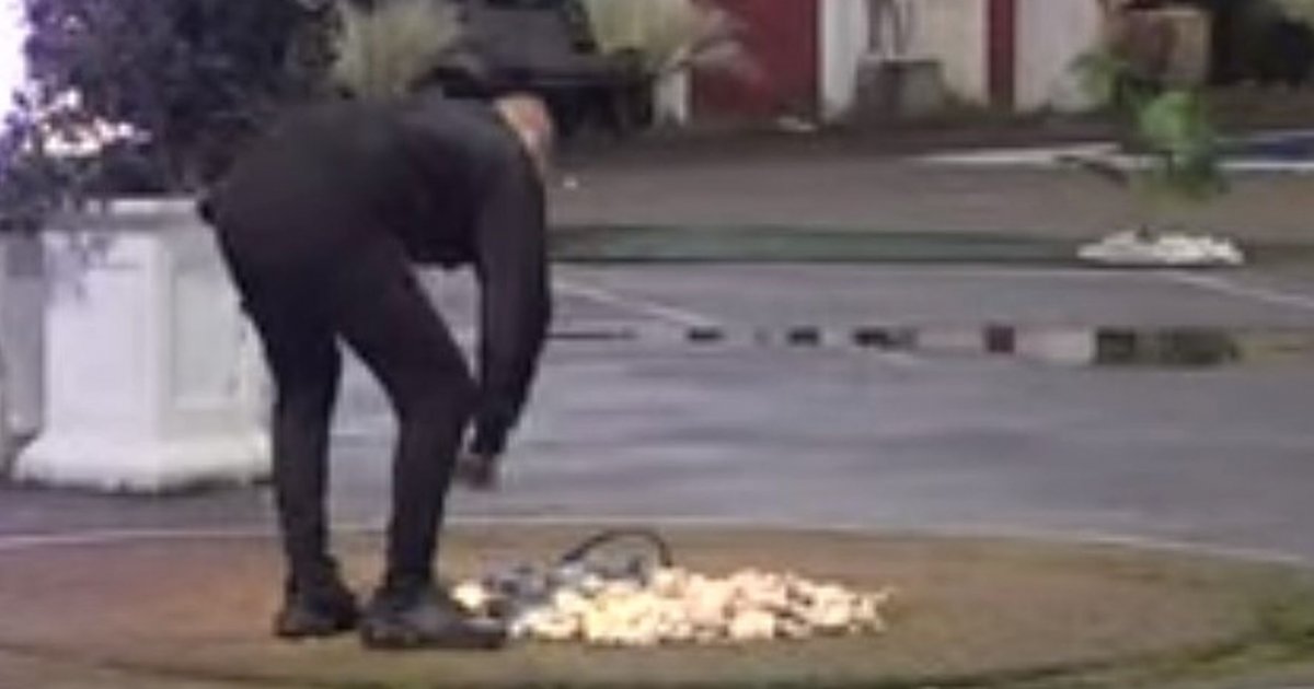 Zvezdan satima maltretirao Anu, pa uzeo kamen i zaleteo se da je gađa: "Ti si bolestan, ostavi ...