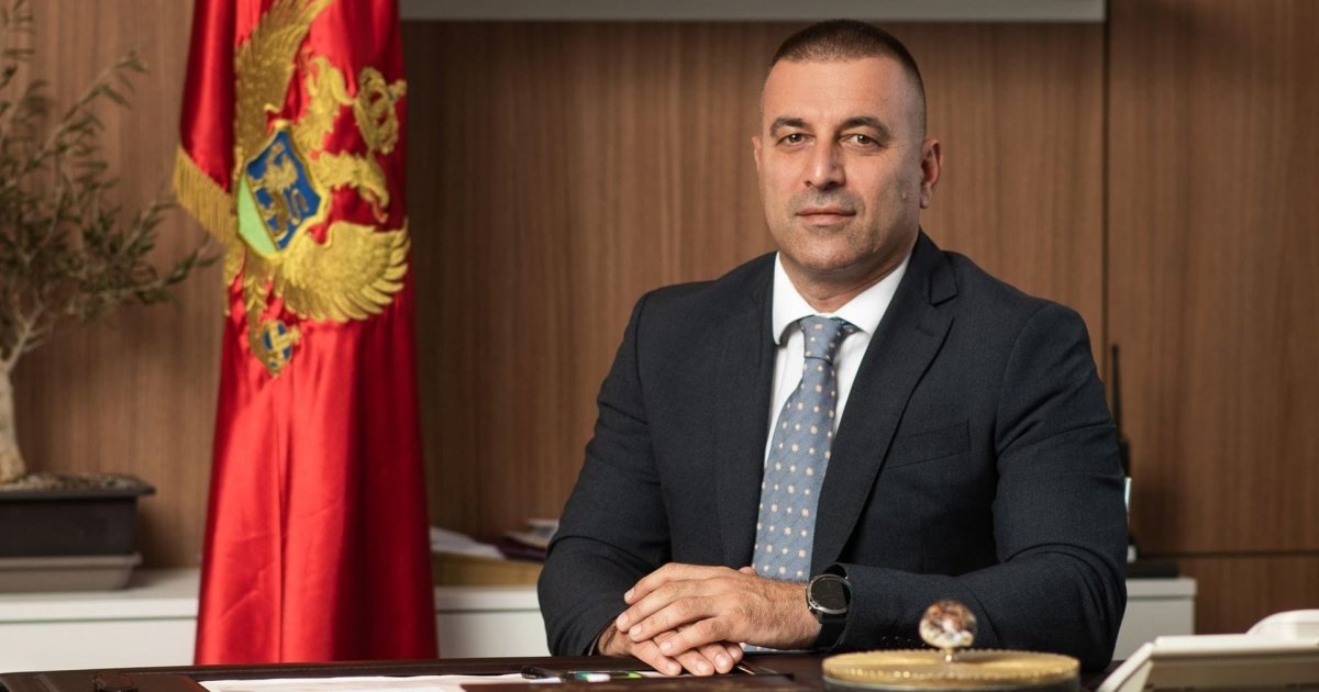 Uhapšen Dejan Knežević, v.d.pomoćnika direktora UP za borbu protiv organizovanog kriminala ...