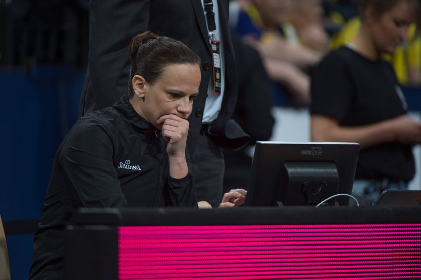 Ko je Ana Panter? Danju radi u bolnici, a uveče kao sutkinja "nervira ...