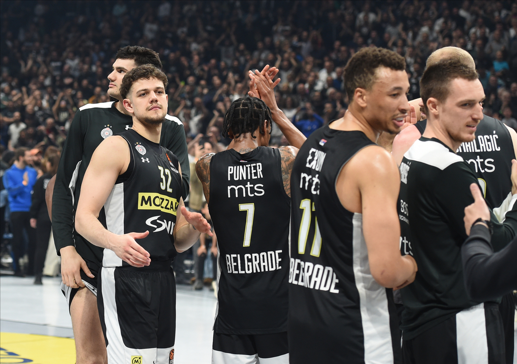 KK Partizan predstavio novi autobus: Evo kako izgleda najavljeno "čudo ...