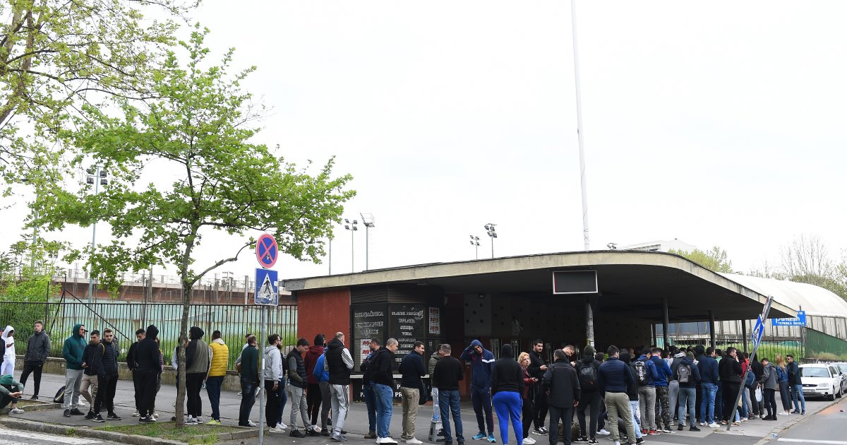 Počela prodaja karata za 177. večiti derbi Partizan - Zvezda: Evo koliko su najjeftinije i ...