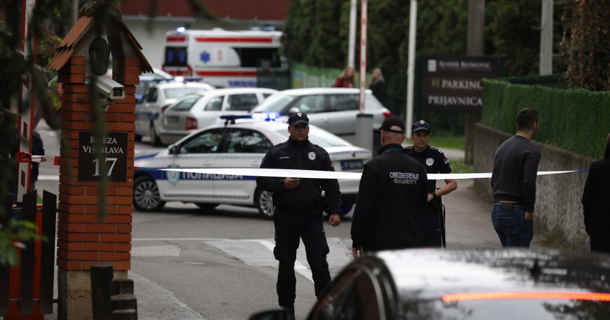 Izboden učenik i nastavnica u školi Ruđer Bošković - Telegraf.rs