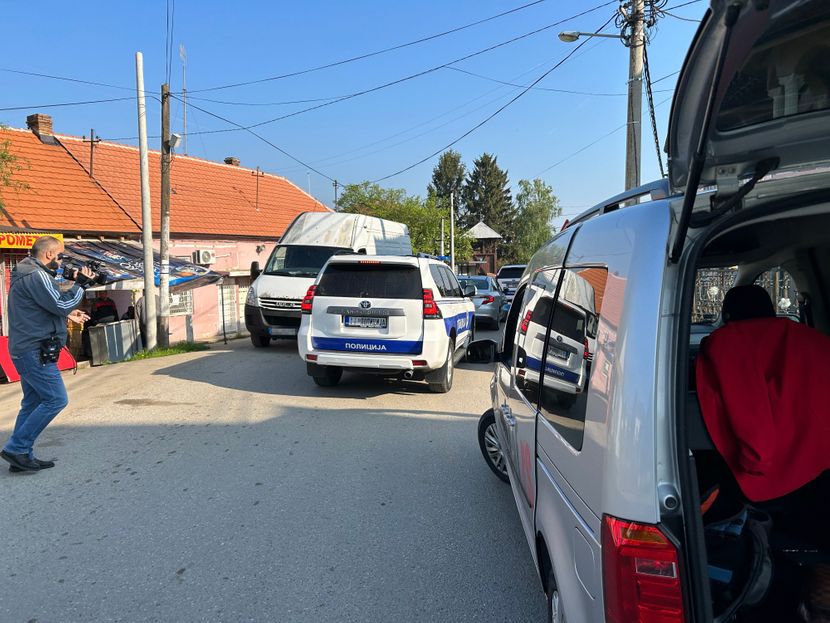 Prve fotografije policijske akcije i ubistva kod Mladenovca - Telegraf.rs