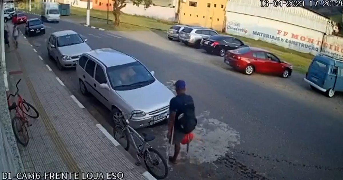 Ovo se ne viđa svaki dan: Čovek bez noge ukrao bicikl - Telegraf.rs