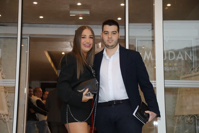 Dačićeva snajka ne planira da uskoro stane na ludi kamen: Ima poseban ...