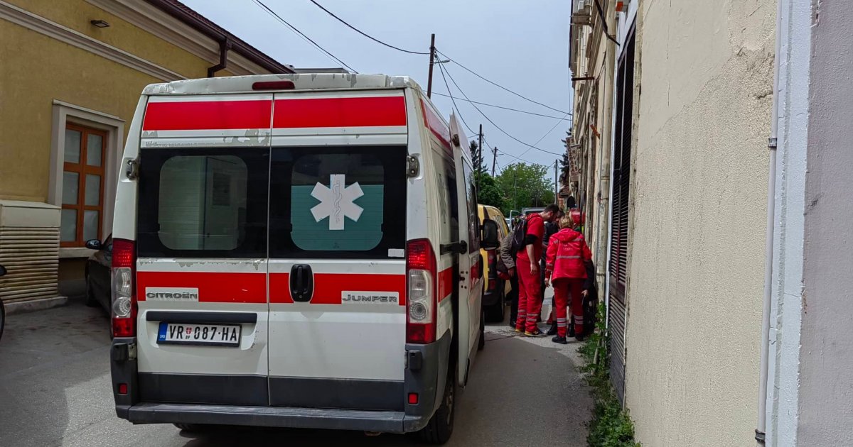 Auto udario ženu u centru Vranja - Telegraf.rs