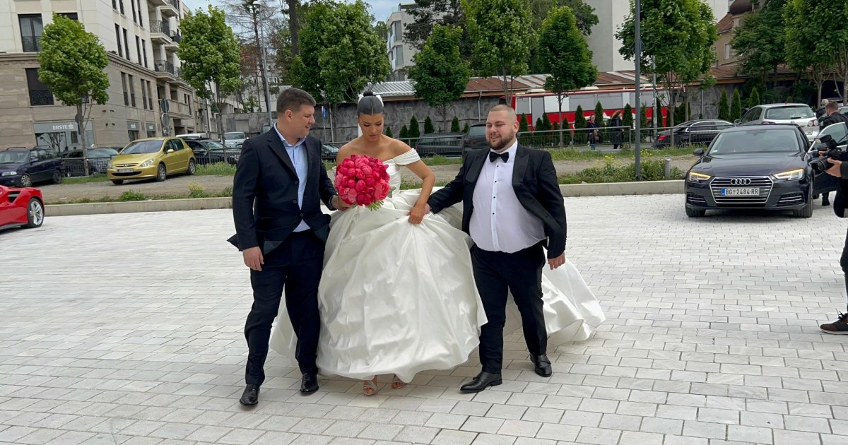 Crkveno venčanje Đanijevog mlađeg sina: Marko i Minja Trajković ...