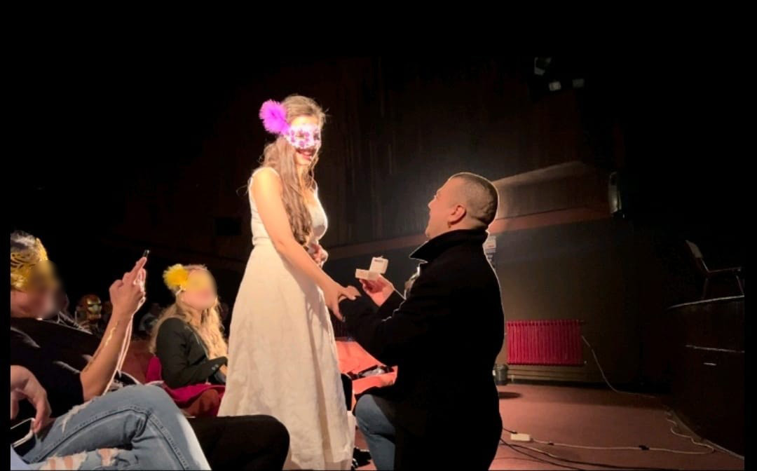 Beograđanin na nesvakidašnji način zaprosio devojku - Telegraf.rs