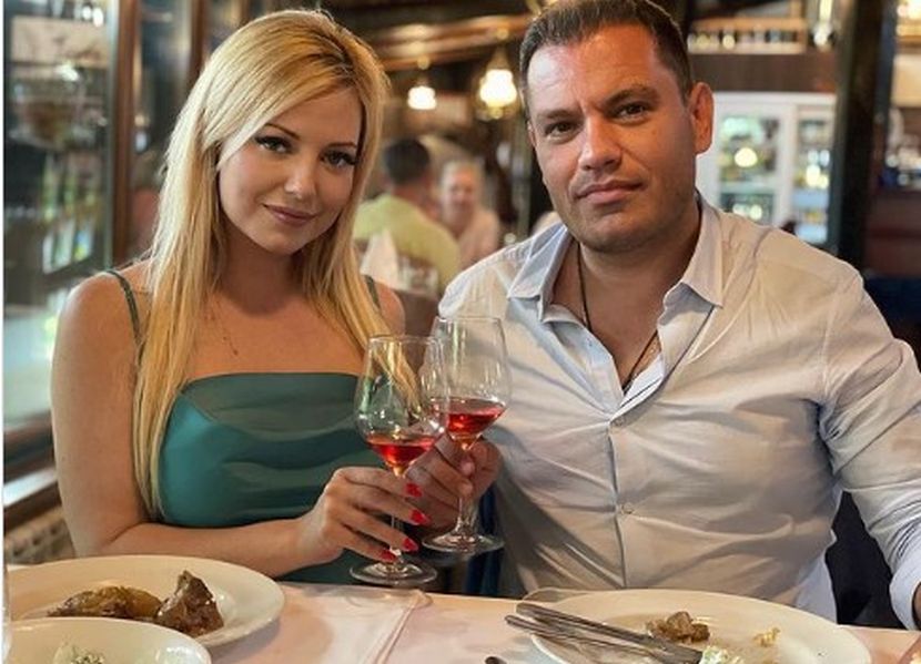 Ivana Jordan se razvela pre tri godine, a sada pokazala novog mišićavog ...