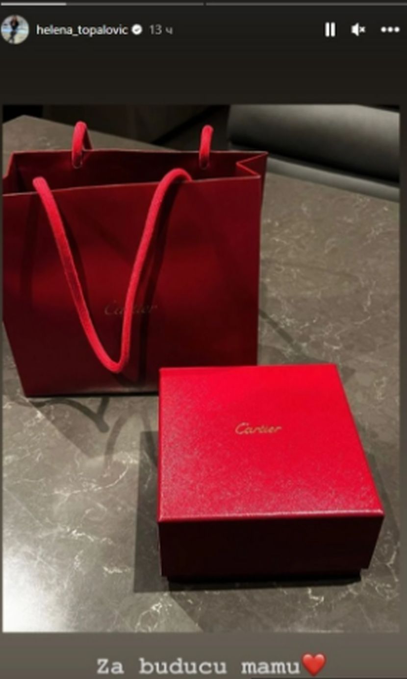 Topalkovu trudnu ćerku iznenadio muž nakitom vrednim nekoliko hiljada ...