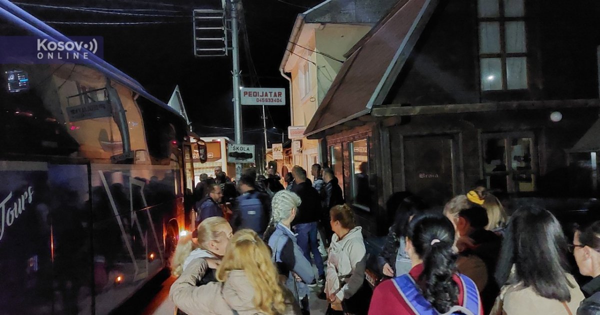 Srbi iz Gračanice, Štrpca i Leposavića noćas krenuli ka Beogradu ...