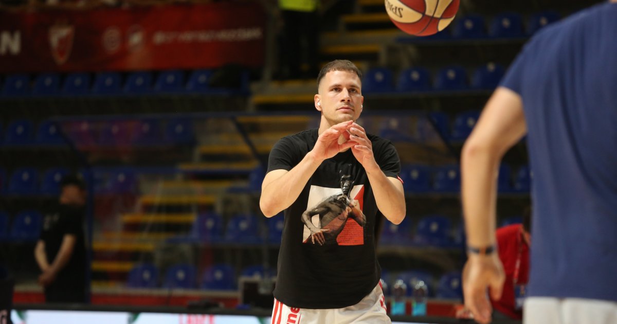 Nemanja Nedović i Brus Li: Zanimljiv stajling beka Zvezde na zagrevanju ...