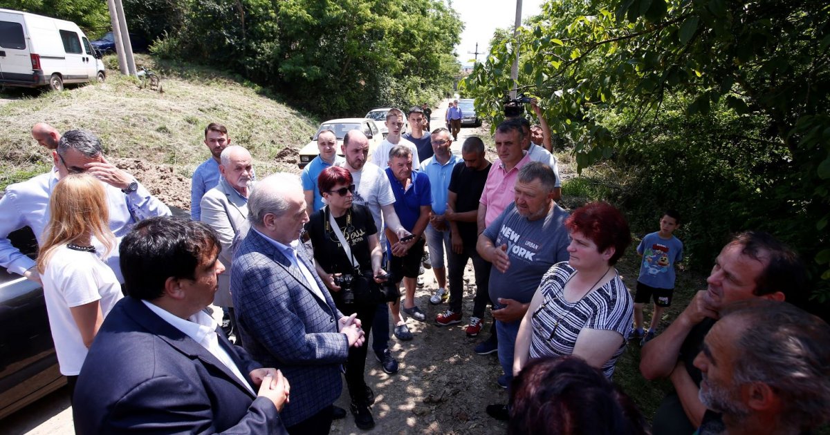 Ministar Krkobabić posetio Rekovac - Telegraf.rs