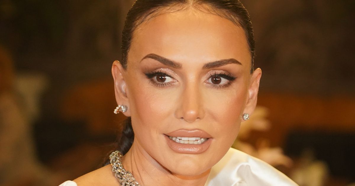 Emina Jahović objavila fotografiju bez filtera - Telegraf.rs