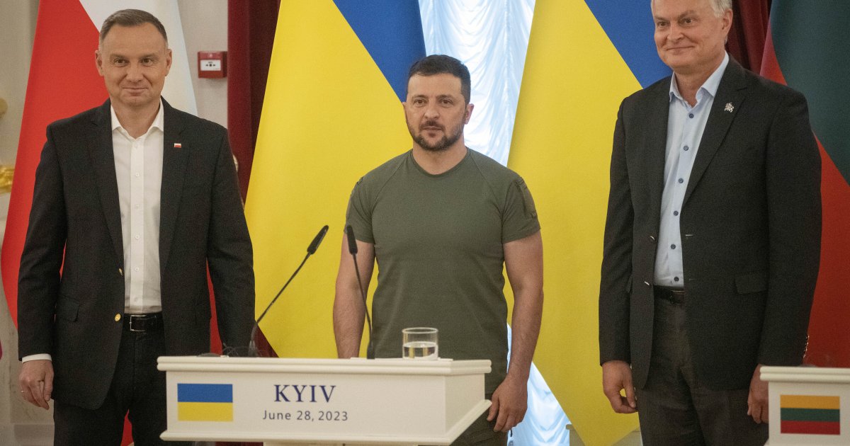 Predsednici Litvanije i Poljske u Kijevu: Učinićemo sve da Ukrajina ...