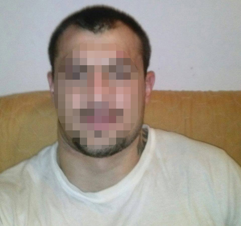 Oglasio se MUP o hapšenju boksera koji se sumnjiči da je gostu ... Oglasio se MUP o hapšenju boksera koji se sumnjiči da je gostu ...