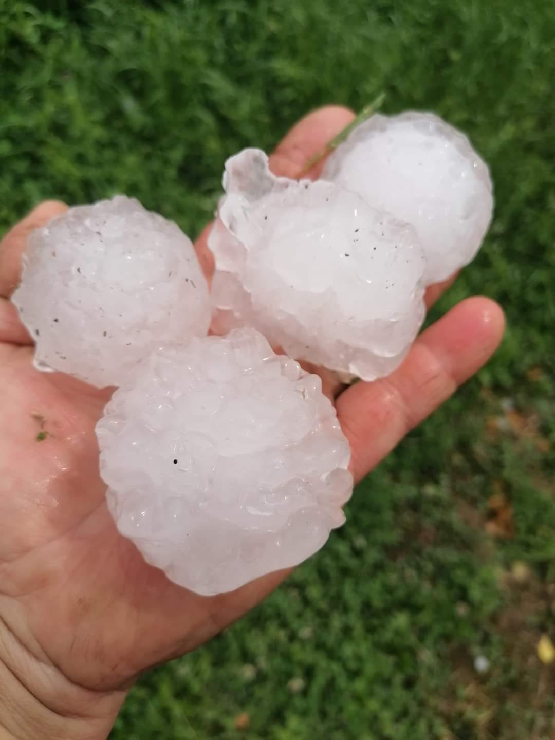 Mračne prognoze meteorologa se obistinile, snažna oluja napravila haos ...