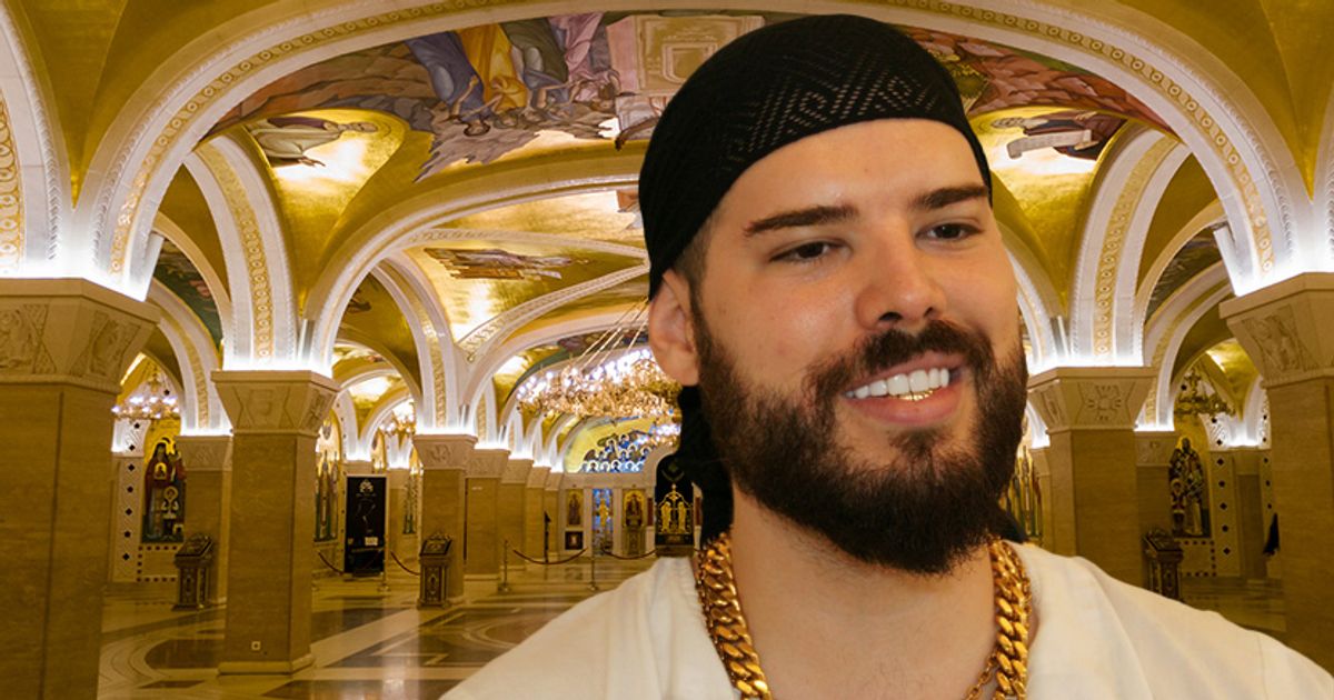 Adam Adaktar u klompama - Telegraf.rs