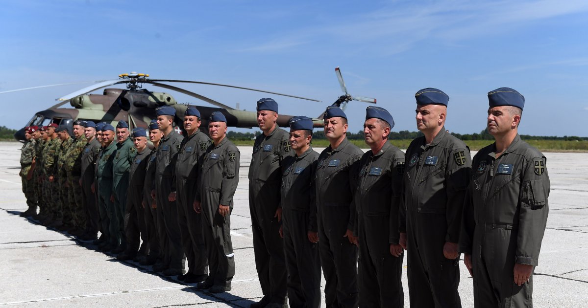 Srpski vojnici idu da pomognu Sloveniji, koja je žestoko pogođena ...