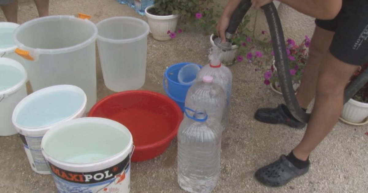 Varvarin: Kada će biti rešen problem sa vodosnabdevanjem? - Vesti ...