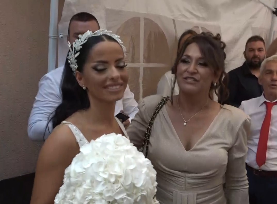 Oglasila se majka Darka Lazića - Telegraf.rs