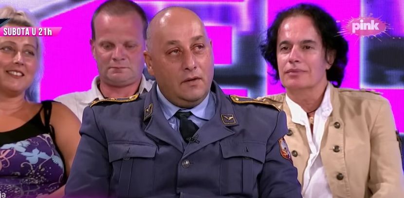 Pojavio se pukovnik Almir, bivši muž Divne DNK: Plakao dok je ...