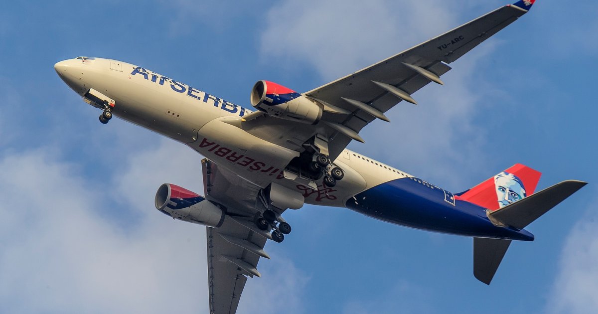 Pratite uživo avion sa košarkašima Srbije do sletanja u Beograd - Aero ...